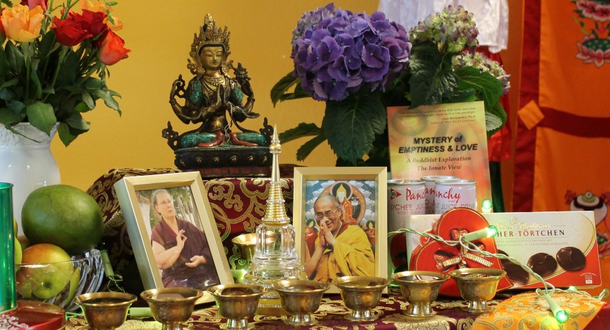 Buddhismus | Dungkar Dharma Zentrum e.V.